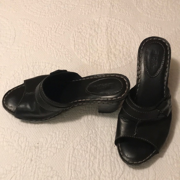 White Mountain | Shoes | White Mountain Black Peep Toe Clogs | Poshmark